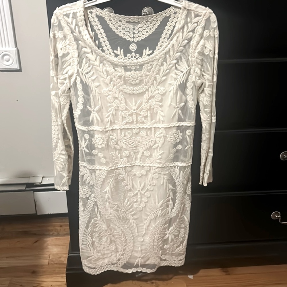 Express Slip Dress In Cream With Gorgeous Lace Overla… - Gem